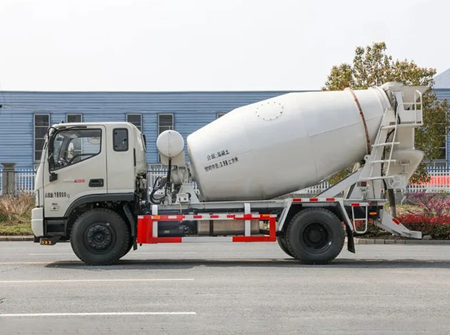 7 CBM Mini Concrete Truck | Truck Supplier & Exporter